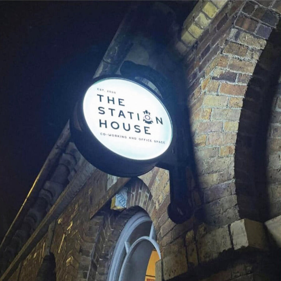 Custom LED Neon Signs | Wedding Business Event Neon Signs | MakeNeon ...